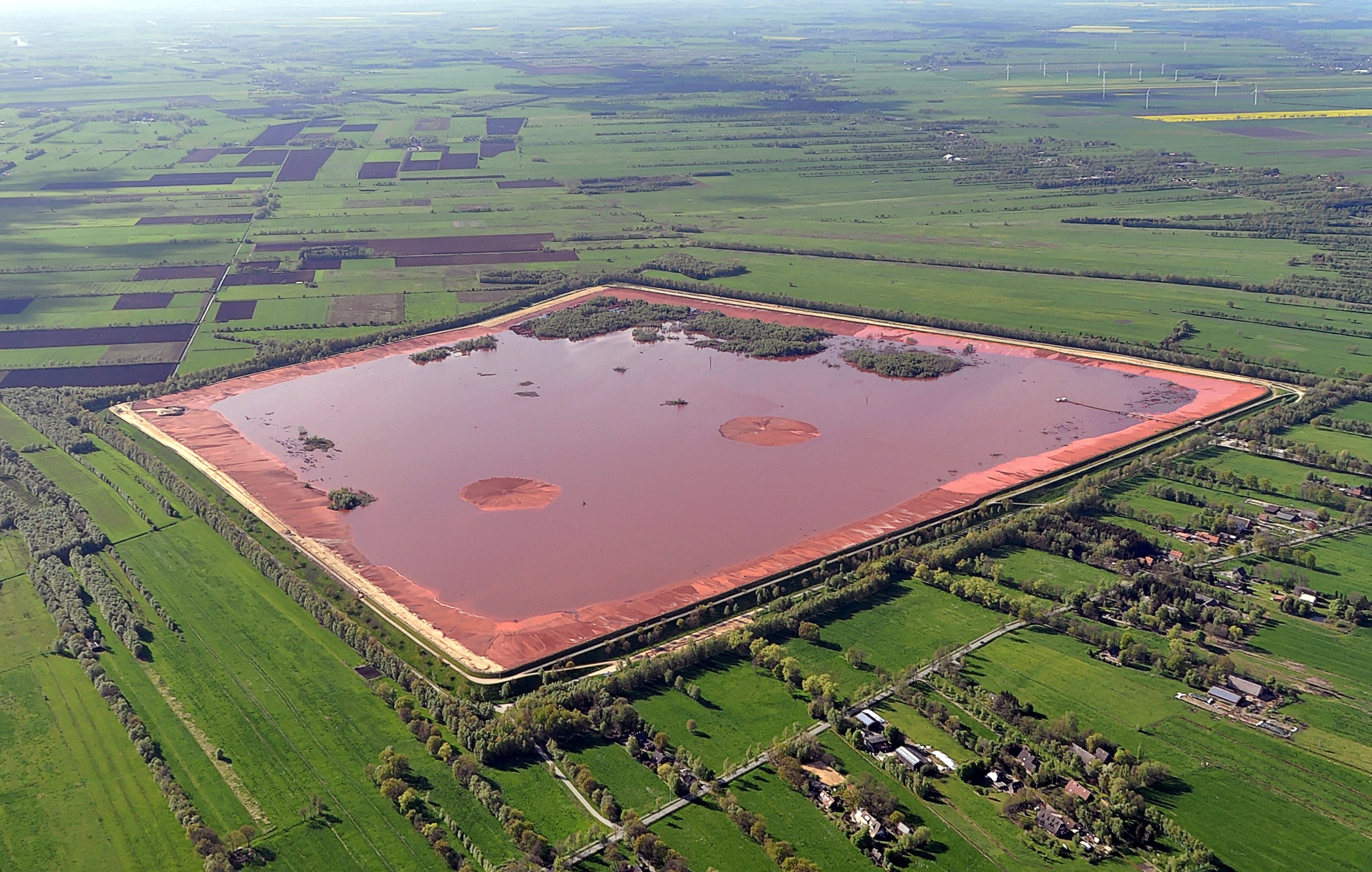 Rotschlamm verwerten statt deponieren: Rotschlamm ist mehr als ein ...